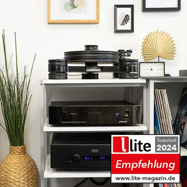 AudioQuest Niagara 5000 Power Conditioner w/ Linear Noise-Dissipation ...