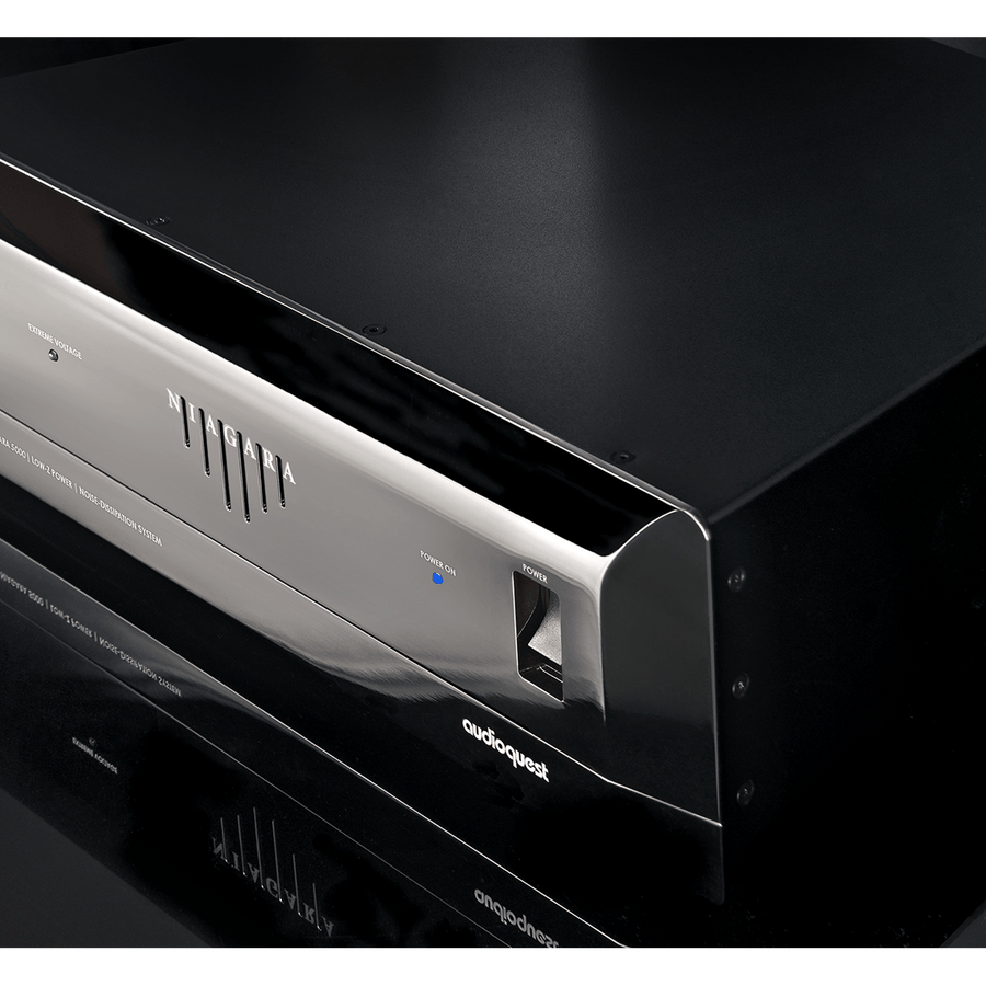 AudioQuest Niagara 5000 12-Outlet Power Conditioner w/ Linear Noise ...